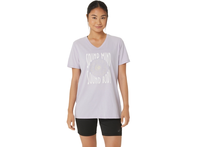 WOMEN'S SUNFLOWER SLOGAN V-NECK | Dusk Violet | T-Shirts & Tops | ASICS