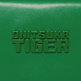 BAG M | Official online store | Onitsuka Tiger CH